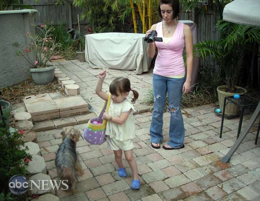 Casey Anthony and baby Caylee in 2005. Picture | Caylee Anthony's ...