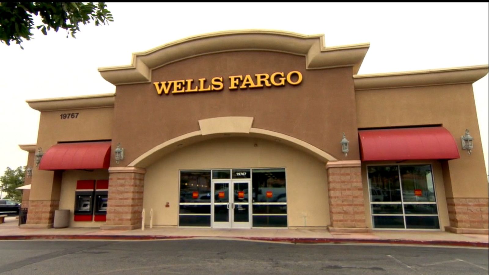 Wells Fargo agrees to pay $1 billion to settle customer abuse claims ... Wells Fargo agrees to pay $1 billion to settle customer abuse claims ...