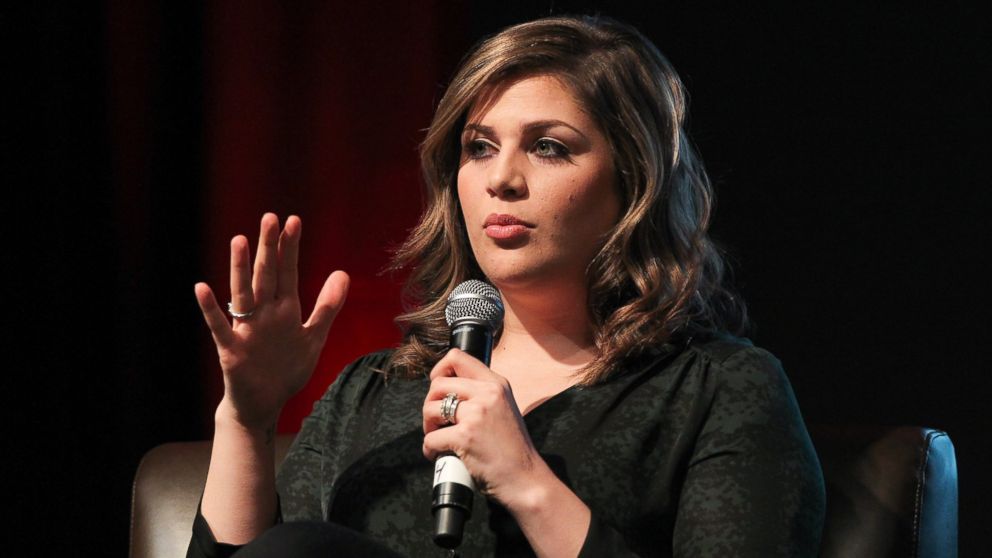 Lady Antebellum Singer Hillary Scott's Bus Tire Caught Fire - ABC News
