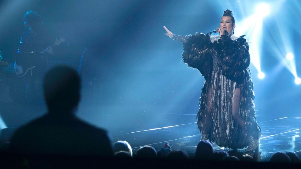 Ada Vox continues to blow judges away on 'American Idol' - ABC News