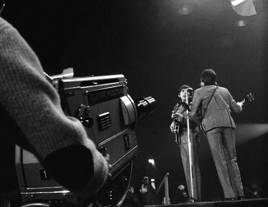 Unseen Photos of The Beatles' First US Concert Picture | TODAY IN ...