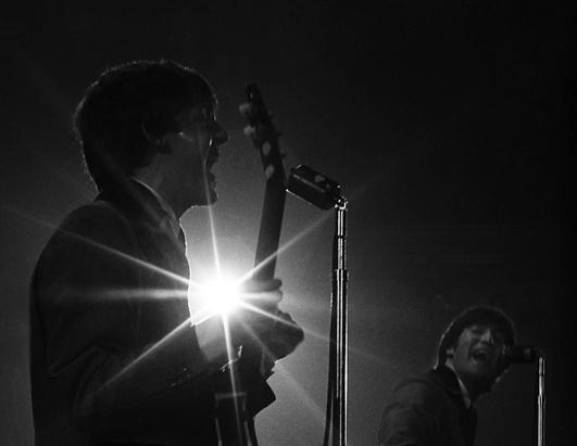 Unseen Photos of The Beatles' First US Concert Picture | TODAY IN ...