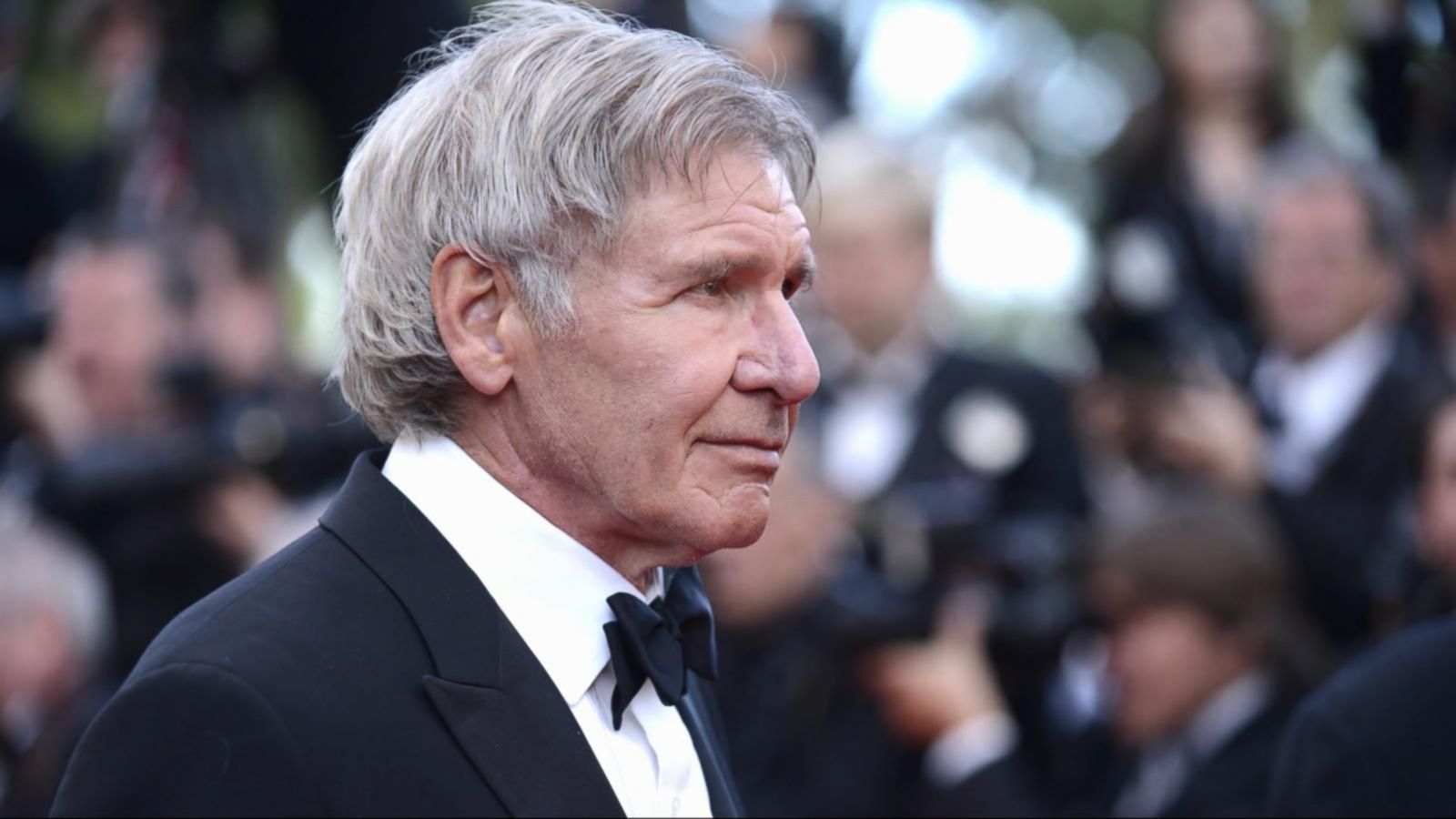 Harrison Ford's Crash-Landing Captured on Video - Good Morning America