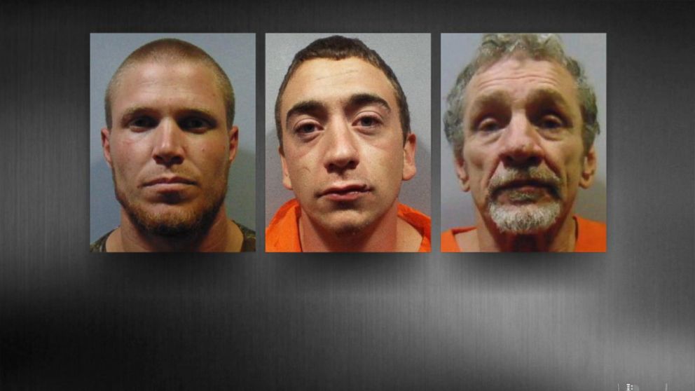 Video Urgent Manhunt For 2 Escaped Inmates Abc News