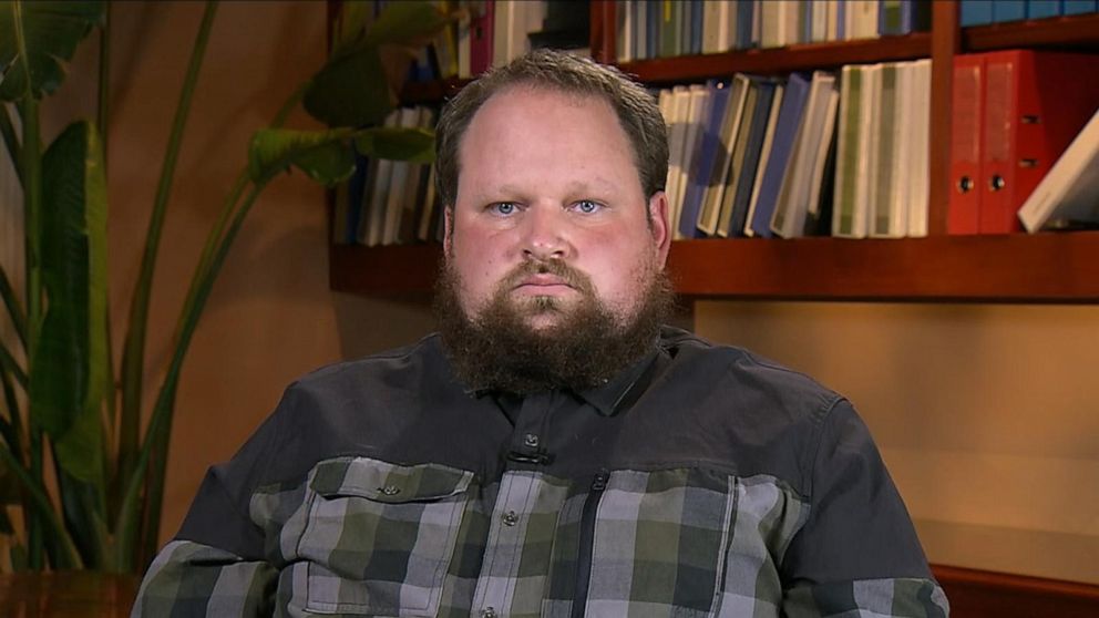 Former 'Rust' crew member speaks out about safety concerns | GMA