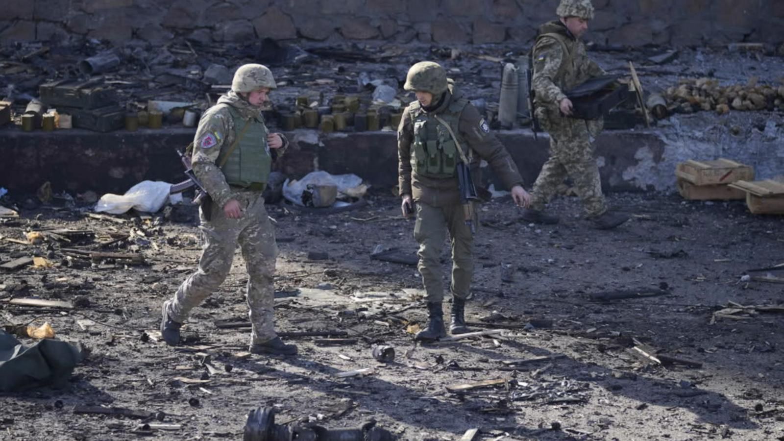 Russian troops take aim at Ukraine's 2nd largest city Kharkiv - Good ...