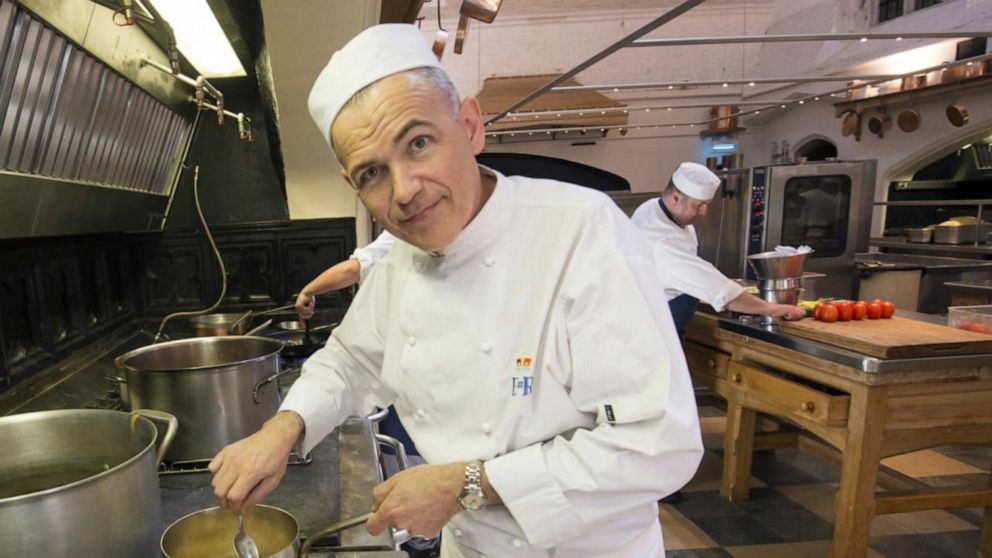 Buckingham Palace royal chef shares details behind Queen Elizabeth’s ...