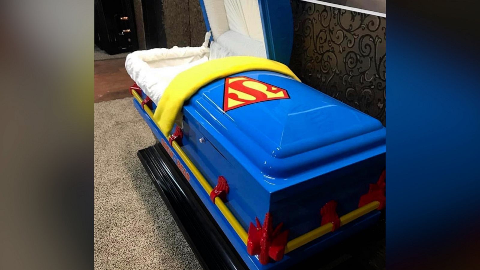 Texas man designs custom caskets for Uvalde school shooting victims ...