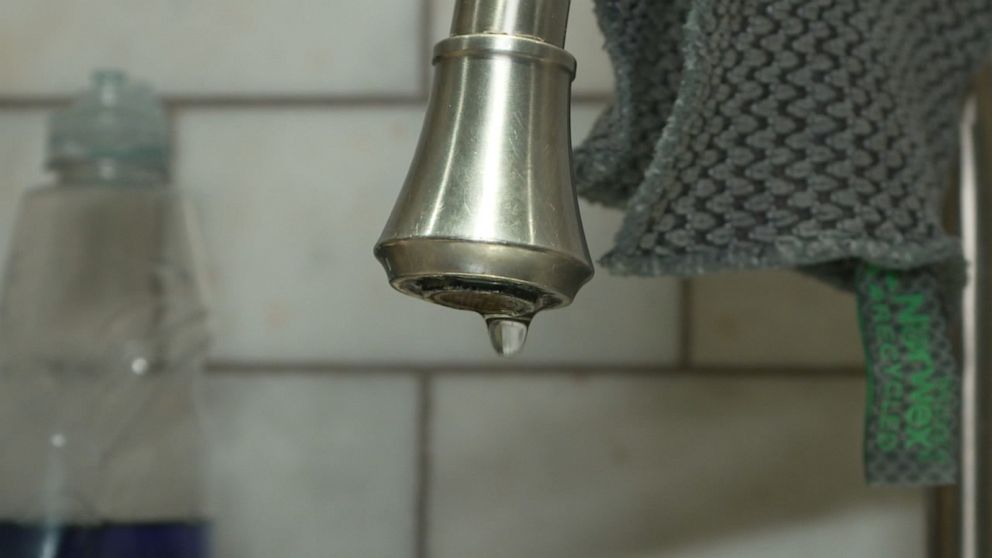 'Leak detective' shares tips for conserving water at home | GMA