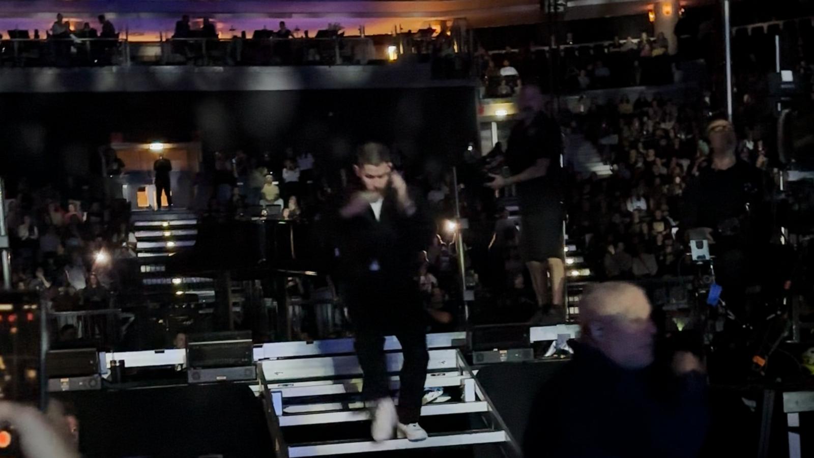 Nick Jonas sprints off stage during concert due to safety concern ...