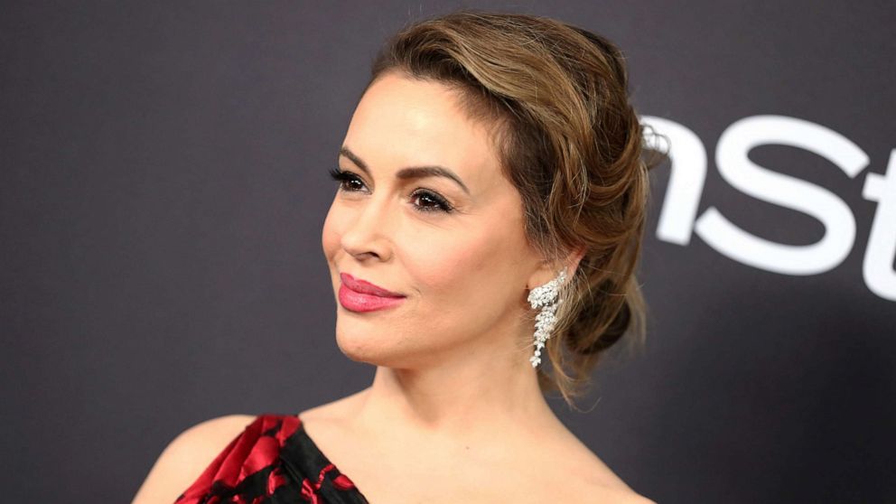 Metoo Activist Alyssa Milano Stands Behind Joe Biden Says Former Vice