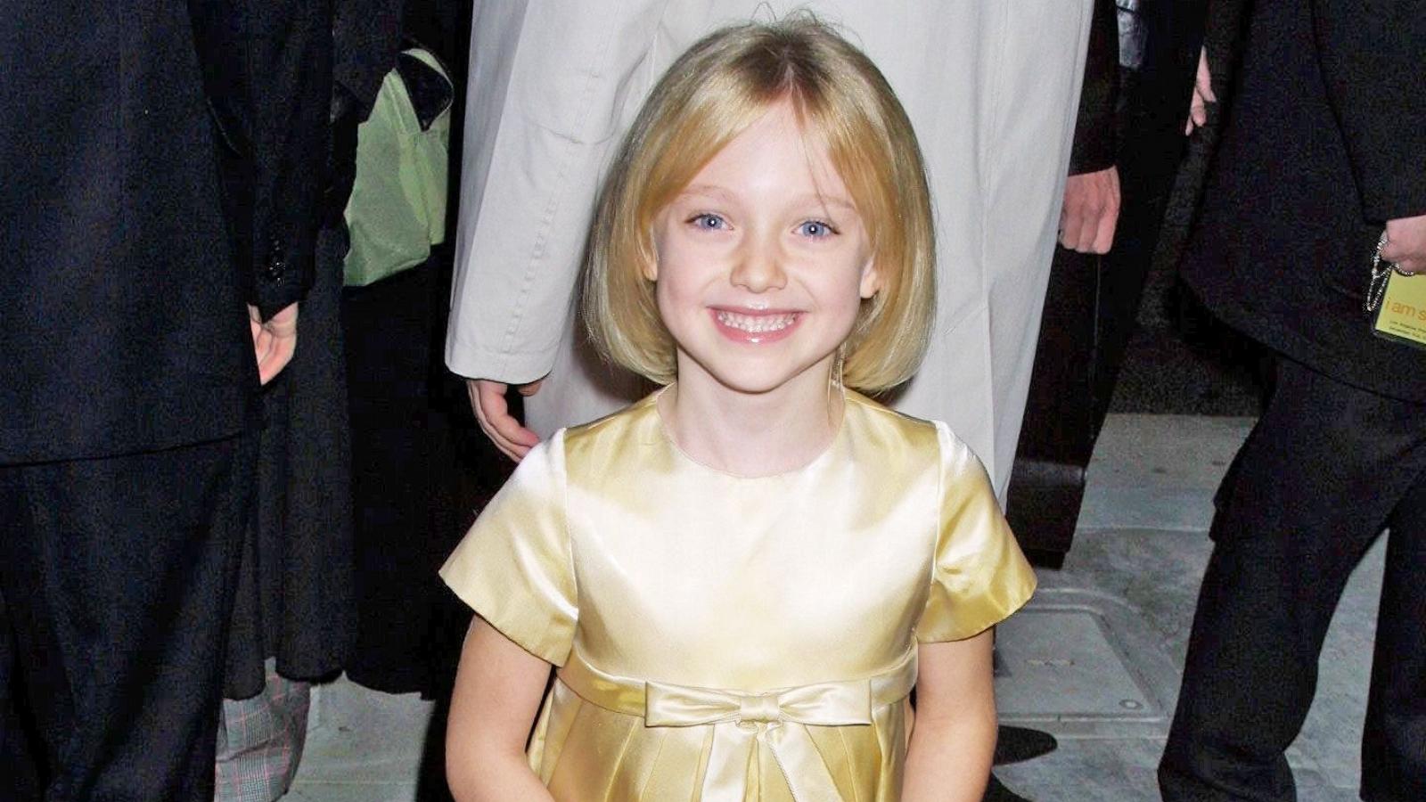 Dakota Fanning throwback from 'I Am Sam' premiere - Good Morning America