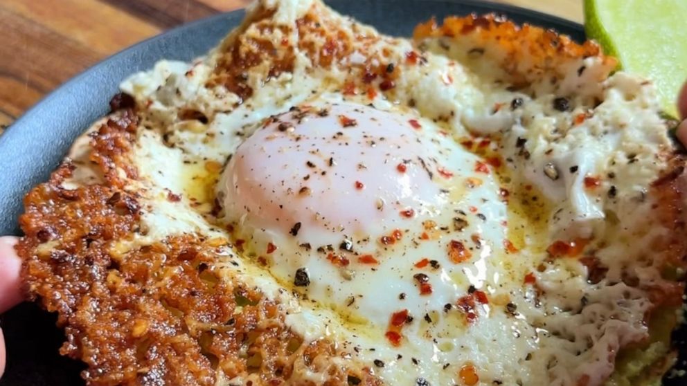 5-minute crispy feta egg breakfast taco recipe - Good Morning America
