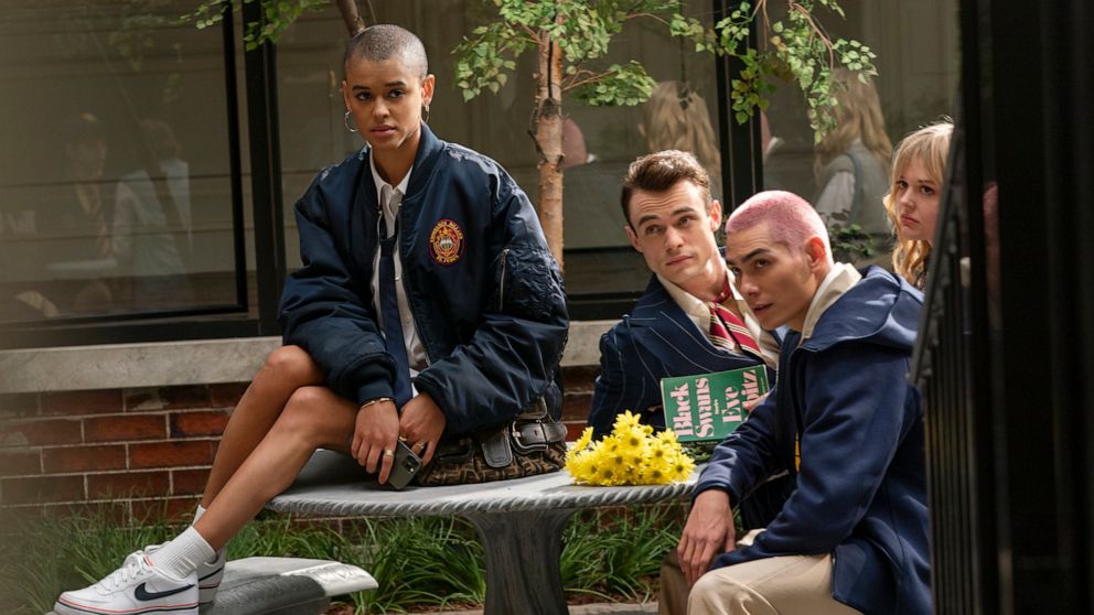 'Gossip Girl' review: Old magic isn't back yet but there are flashes of ...