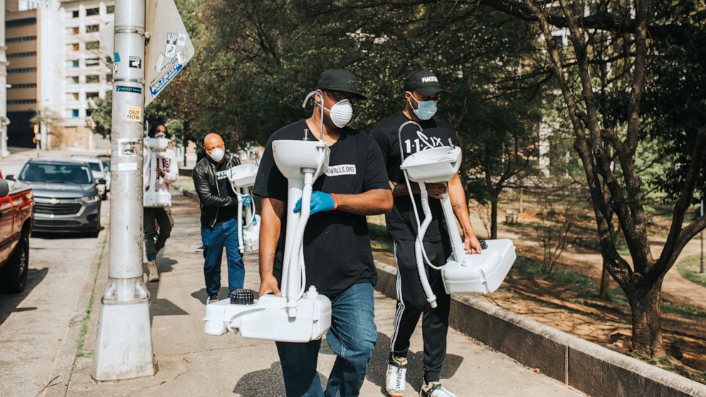 Man assembles handwashing stations for homeless amid coronavirus - Good ...
