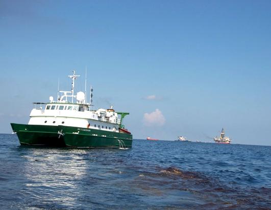 Research Vessel Picture | Sam Champion Aboard the F.G. Walton Smith ...
