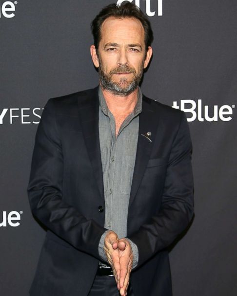 Beverly Hills 90210 Star Luke Perry Dead At 52 Masscentral Luke Perry,