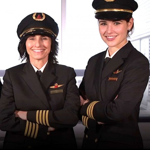 Delta Airline Pilot Uniform