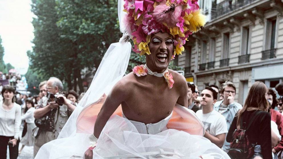 Pride style through the years: Festive fashion, beauty and more - ABC News