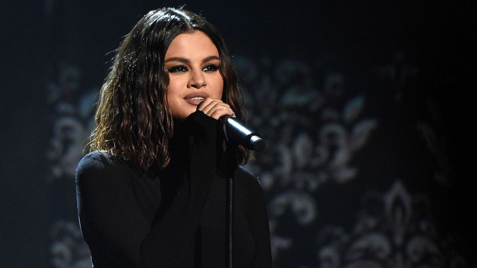Selena Sparkle Microphone