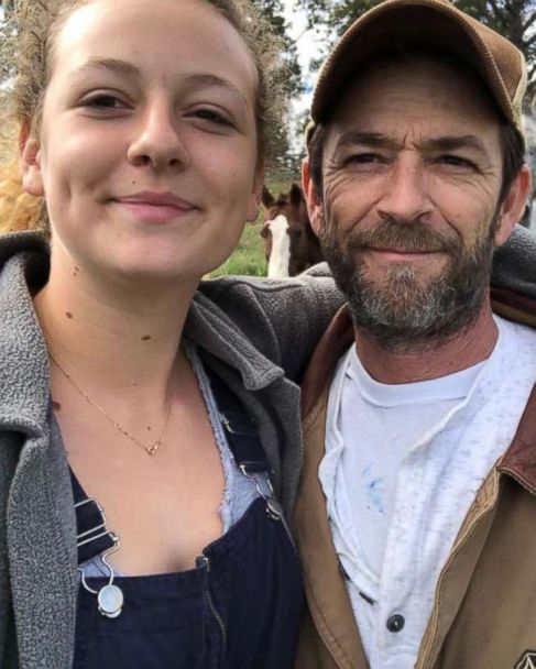 Luke Perrys Daughter Thanks Her Rock Of A Mother Following Luke