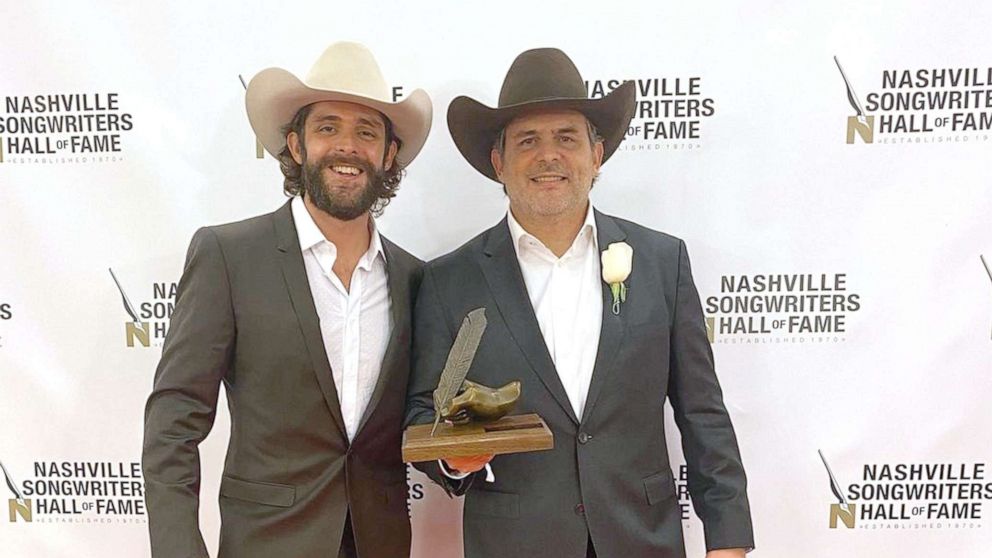 Thomas Rhett shares sweet note to celebrate his dad’s Nashville ...