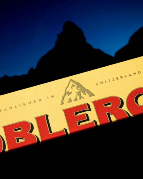 Toblerone Mountain Premium Photo | Landscape Of Ski And Matterhorn