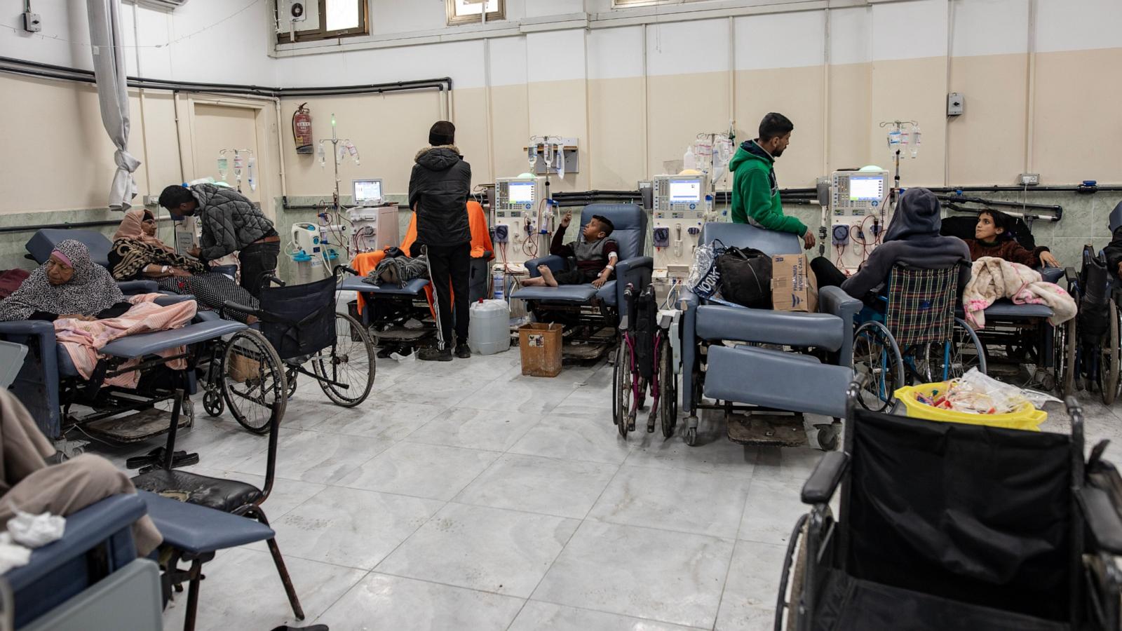 14 patients evacuated from Gaza's Nasser Hospital - Good Morning America