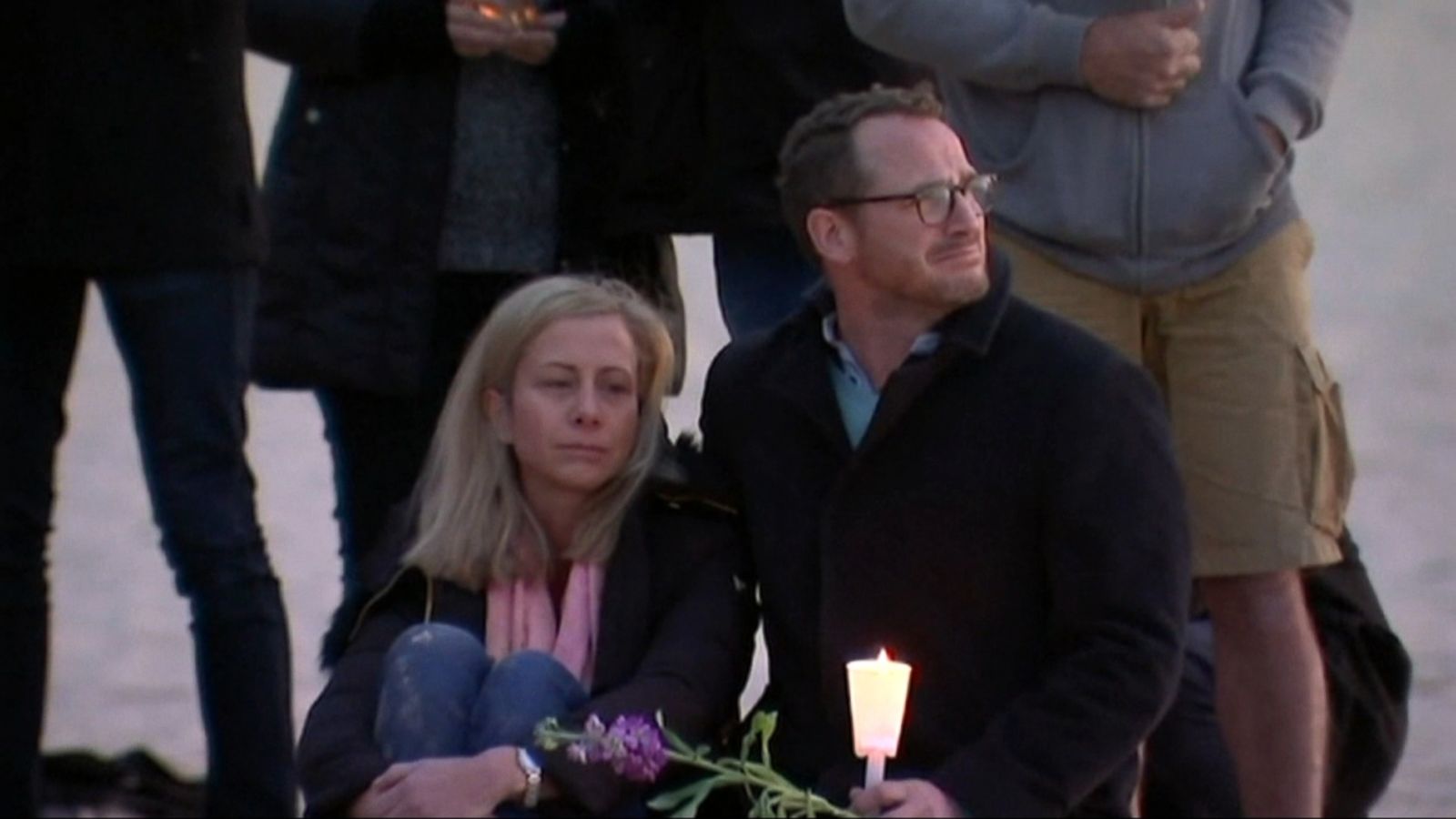 Family holds vigil in Australia for woman fatally shot by Minn. officer ... Family holds vigil in Australia for woman fatally shot by Minn. officer ...