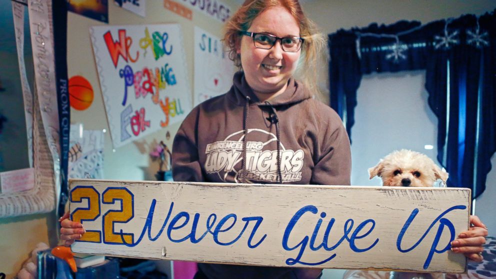 Lauren Hill, Teen Basketball Player With Brain Tumor, Dies - ABC News