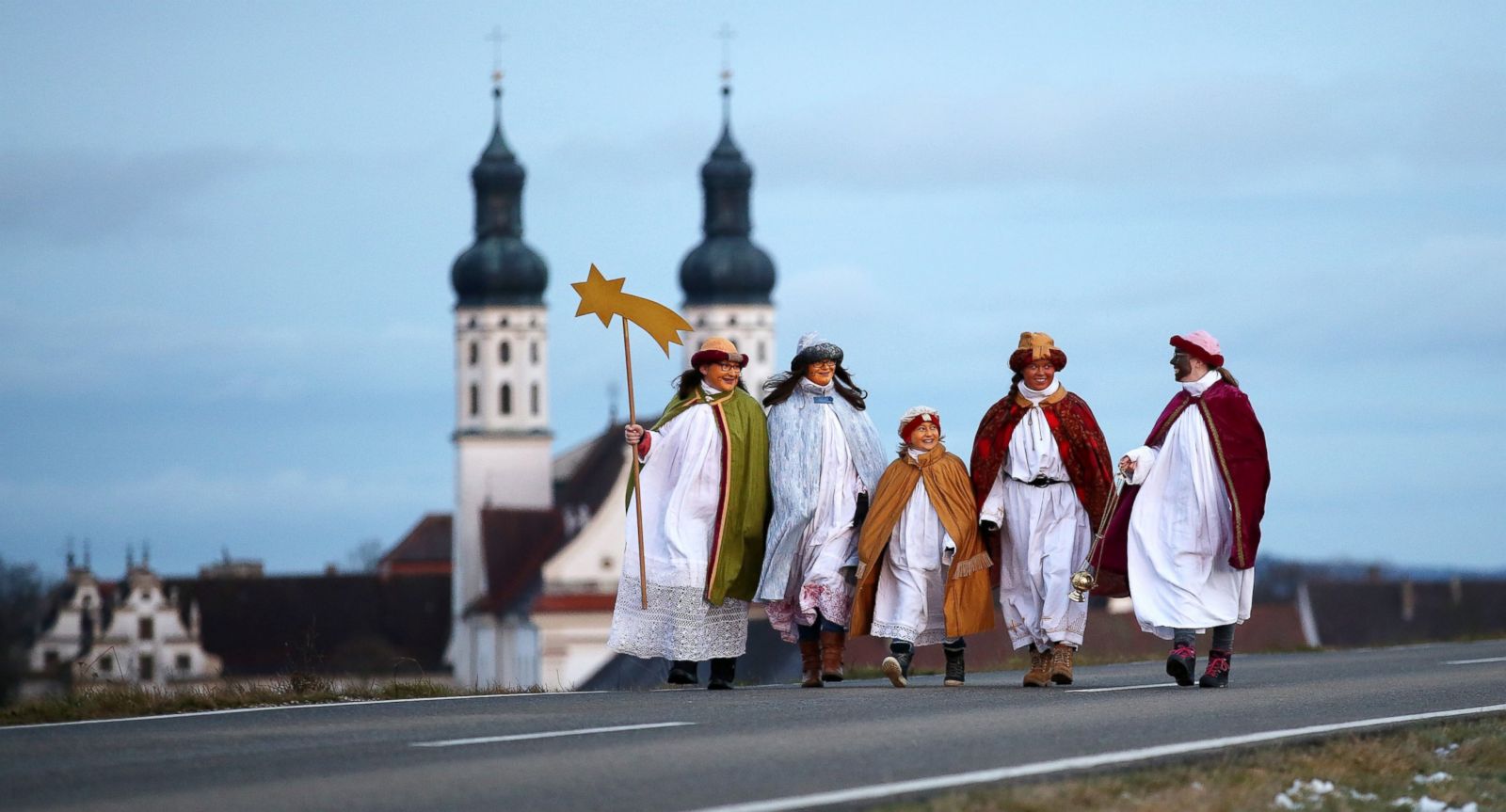 Christians Around the World Celebrate the Epiphany Photos | Image #151 ...