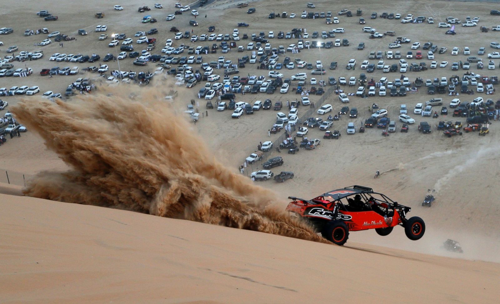 Liwa 2016 Moreeb Dune Festival Photos | Image #81 - ABC News