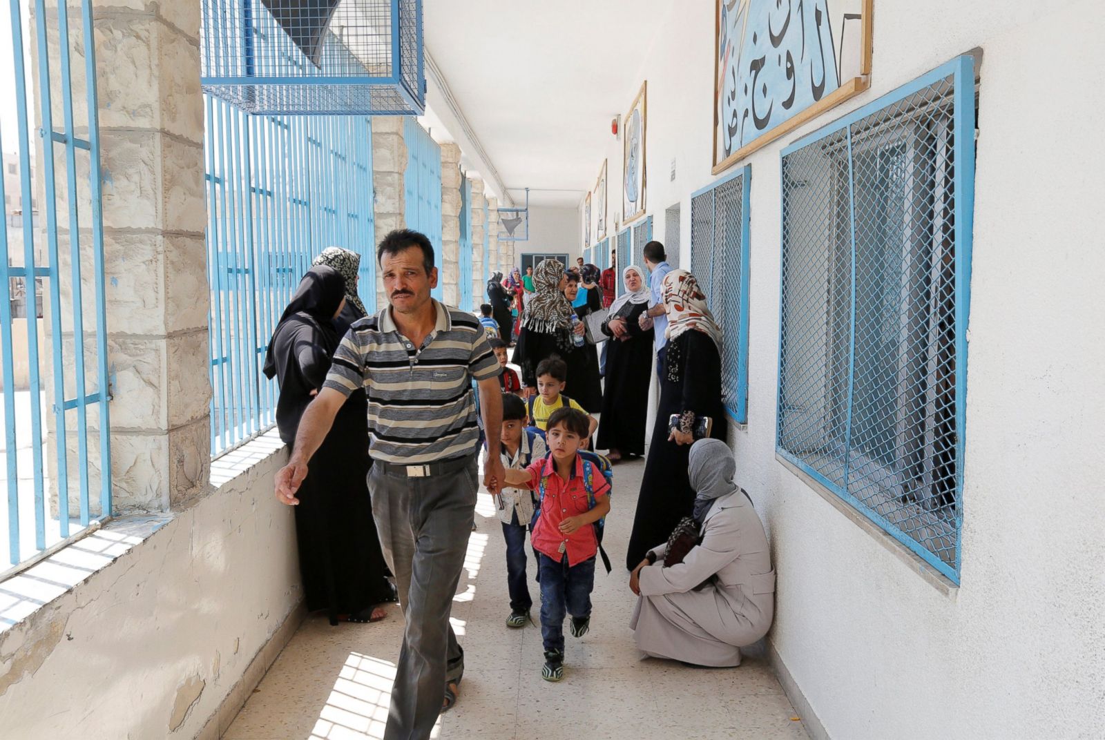 Children Around the World Go Back to School Photos | Image #71 - ABC News