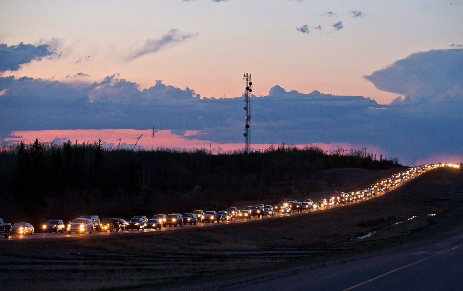 Wildfire Forced Evacuation Of Fort Mcmurray Canada Abc News