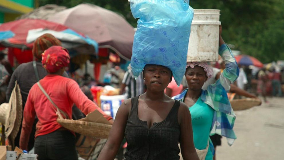 Haiti fights for its life in the streets: Reporter's notebook - Good ...