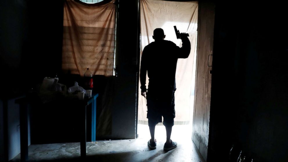 Terror of gang violence drives migrant caravans northward - ABC News