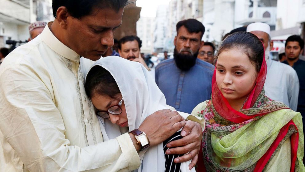 Thousands attend funeral for Pakistani exchange student killed in Santa ...