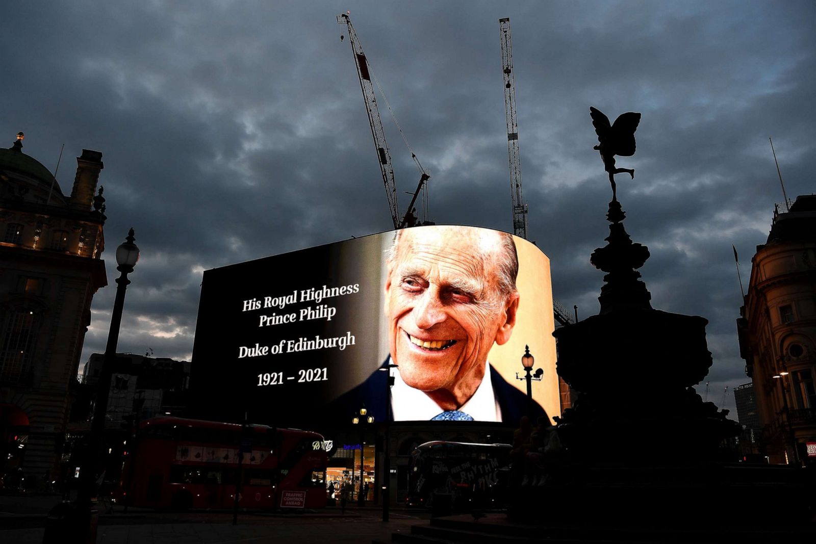 Mourners pay tribute to Prince Philip following his death Photos ...
