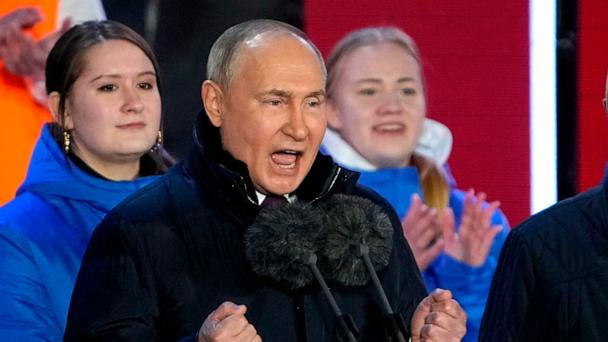 Putin extends rule in state-managed election victory - ABC7 Chicago