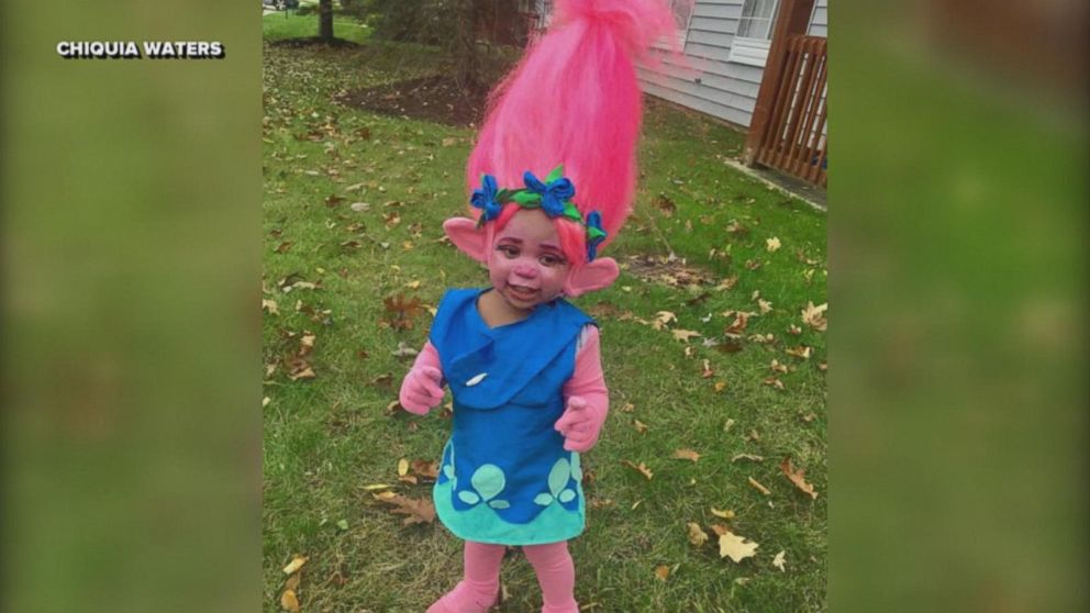 Mom transforms toddler into 'Trolls' movie character for Halloween ...
