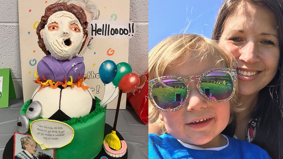Mrs Doubtfire Cake Face