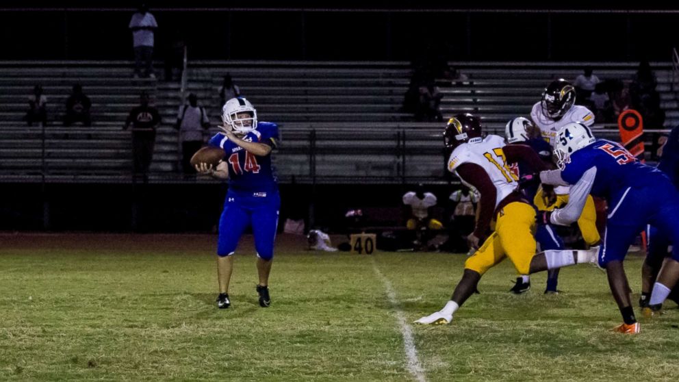High school QB reflects on becoming the 1st woman to start in Florida ...