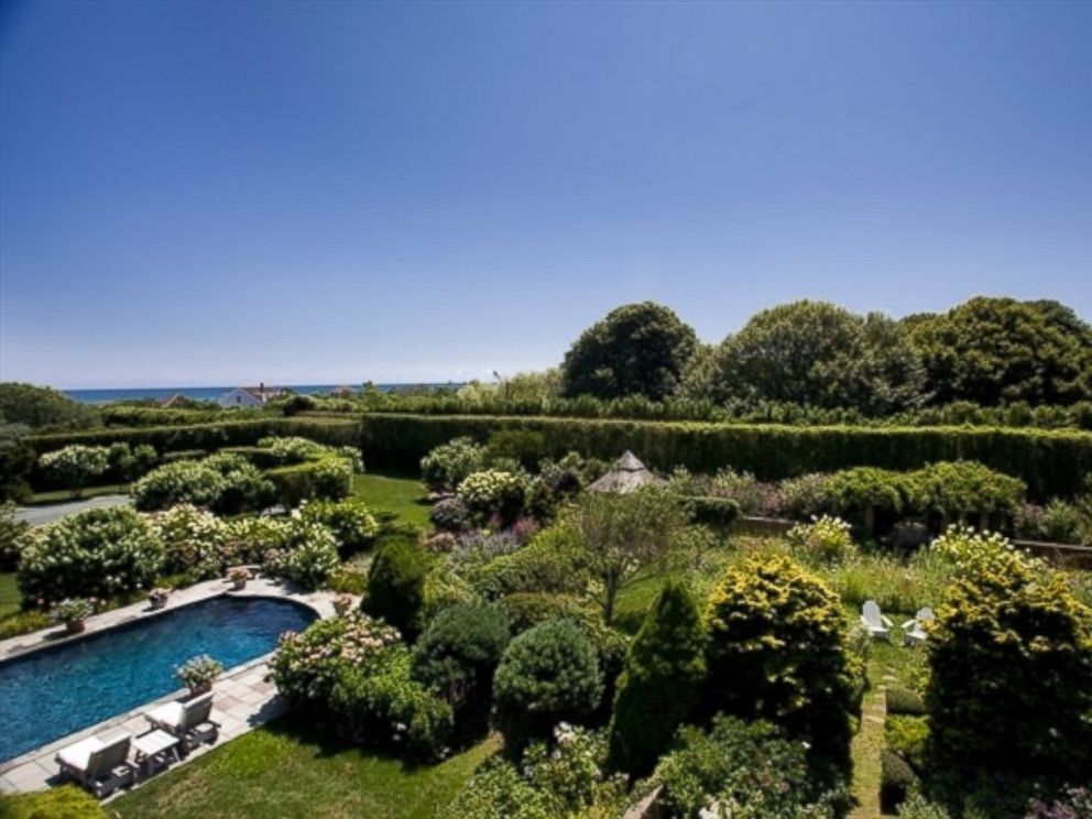 Iconic Grey Gardens Hamptons Home Hits Market For 19m Abc News