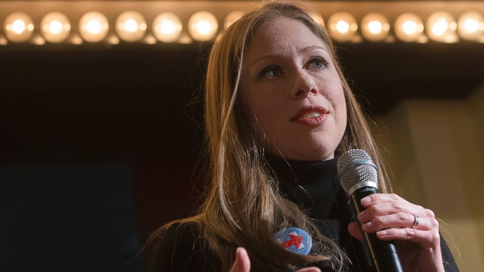 Chelsea Clinton Says She'll Stay With Family's Foundation if Her Mother ...