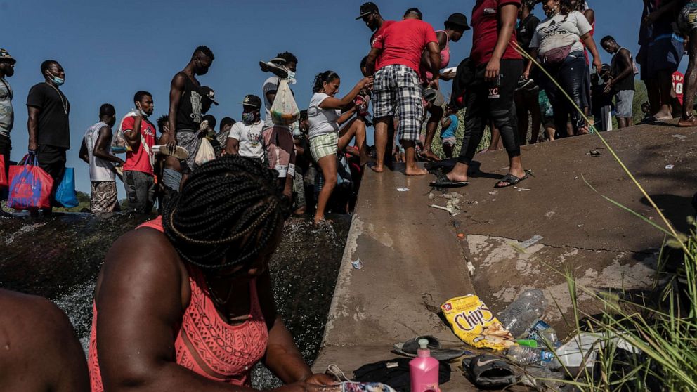 About 10,000 migrants being held under bridge in Del Rio, Texas - ABC News