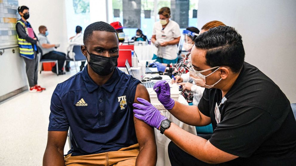 As debate swirls, colleges weigh whether to mandate COVID-19 vaccines ...