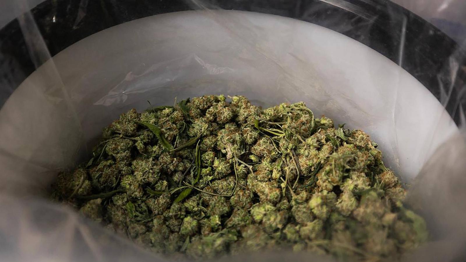 Trump weighing possibly reclassifying marijuana - Good Morning America