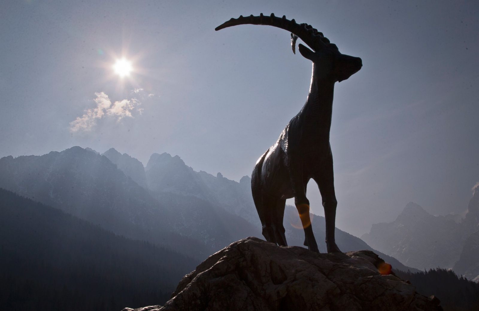 Eclipse 2015: Astonishing Images From Around the World Photos - ABC News