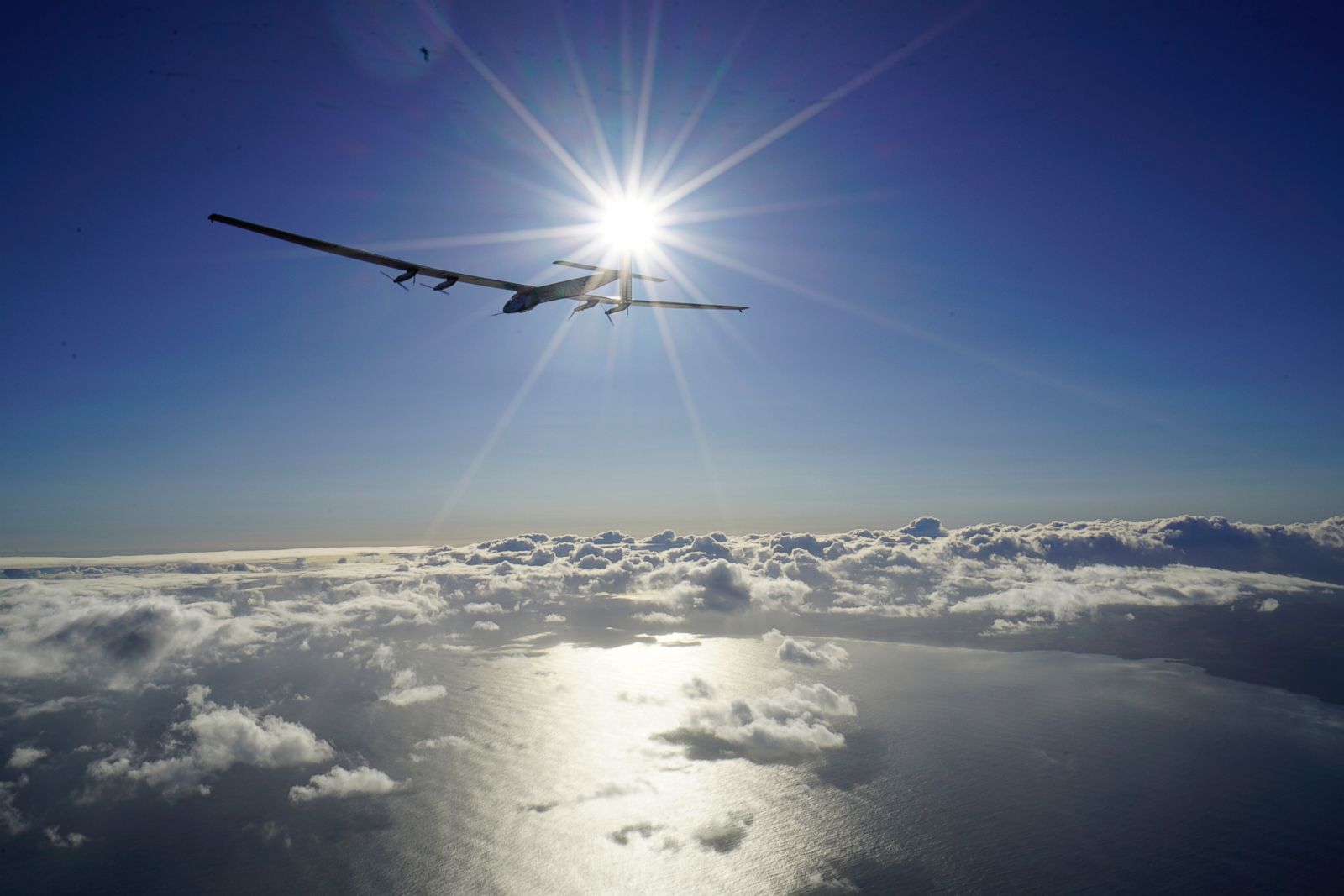 Around the World With the Solar Plane Photos | Image #141 - ABC News