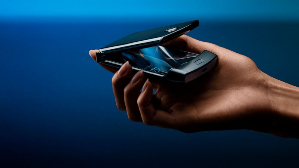 Motorola relaunching its iconic Razr flip phone - ABC News